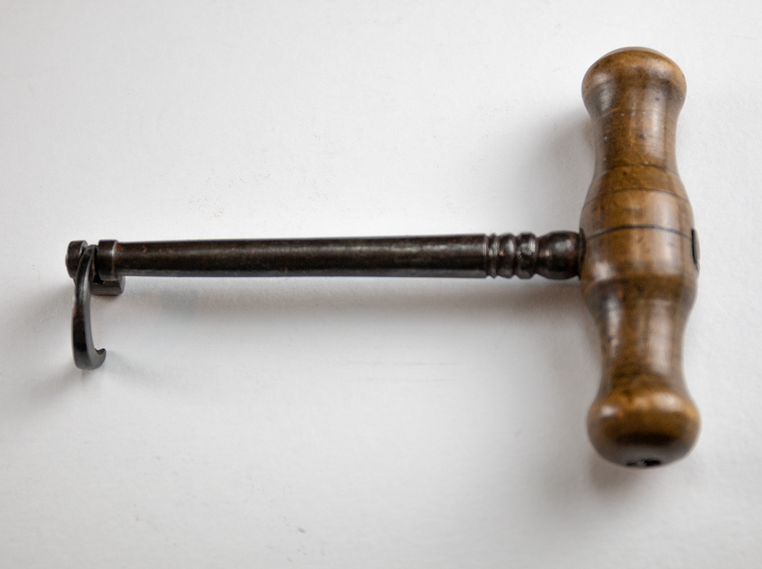 Straight Shaft Tooth Key